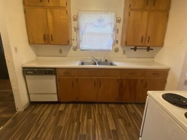 Se Thompkins Ave, Madison, Home For Sale