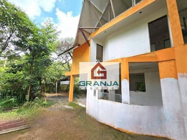 Se você busca um projeto sólido e moderno para finalizar do seu jeito, essa casa é perfeita para voc