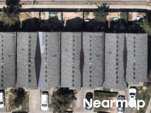 SE Woodland Dr