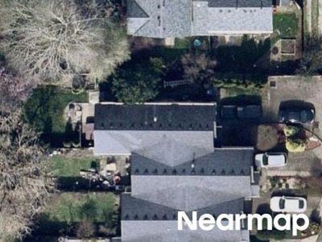 SE Adamson Ct