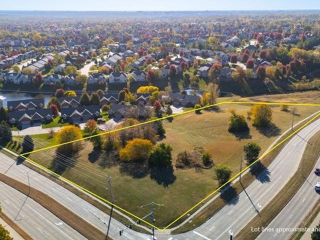 SE Corner of Douglas Ave and 156th St, Urbandale, IA 50323