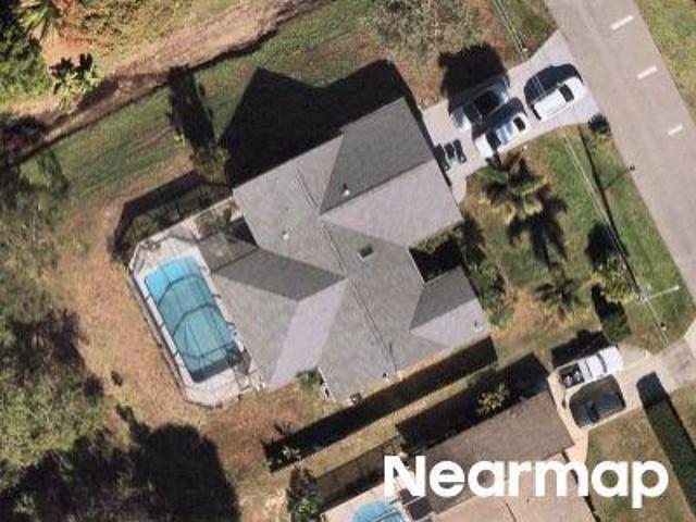 SE Fallon Dr