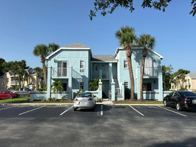 SE Green Acres Cir Apt Kk102