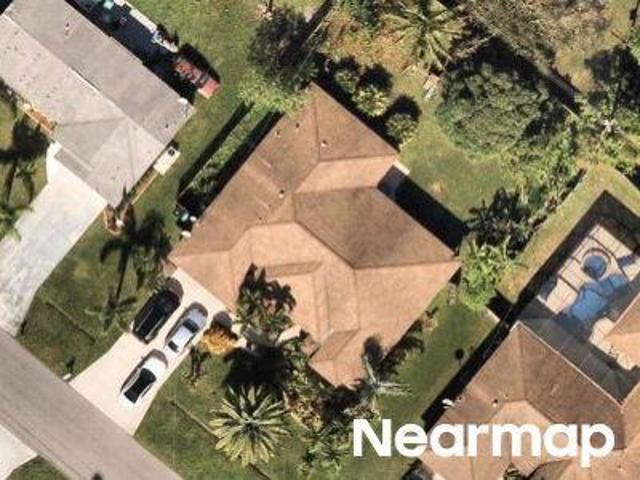 SE Heathwood Cir