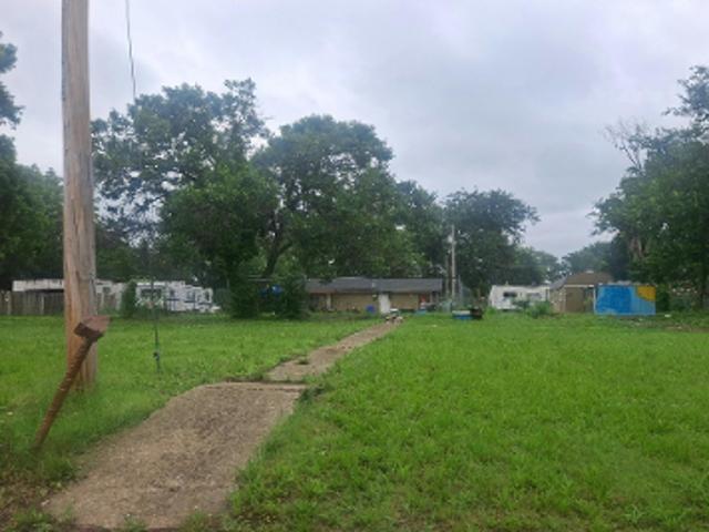 SE Illinois Ave