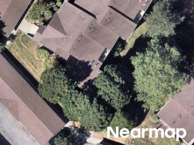 SE Klahanie Blvd Apt E203