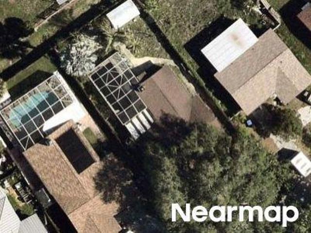 SE Lincoln Cir N