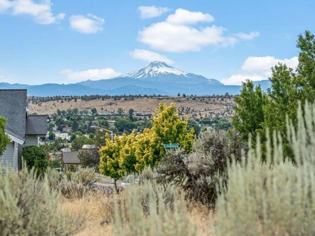 SE Manzanita Dr Lot 1, Madras, OR 97741