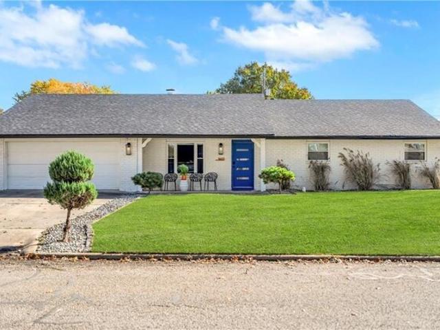 Se P St, Bentonville, Home For Sale