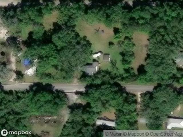 SE Pine St