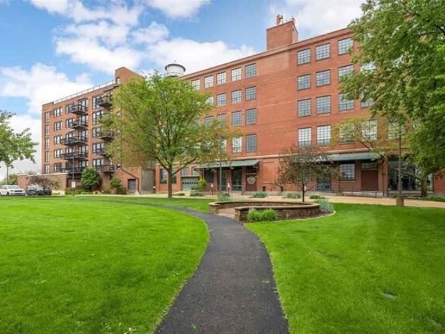 Se Rd St Unit,cedar Rapids, Condo For Sale