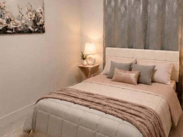 Se renta habitación amoblada mujer
