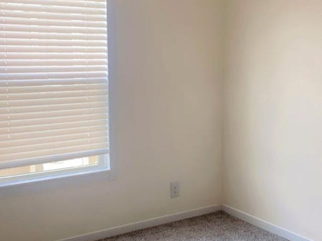 Se renta habitación con su baño
