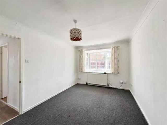 2 bedroom semi detached bungalow for rent in Lenton Manor, Nottingham, NG7
