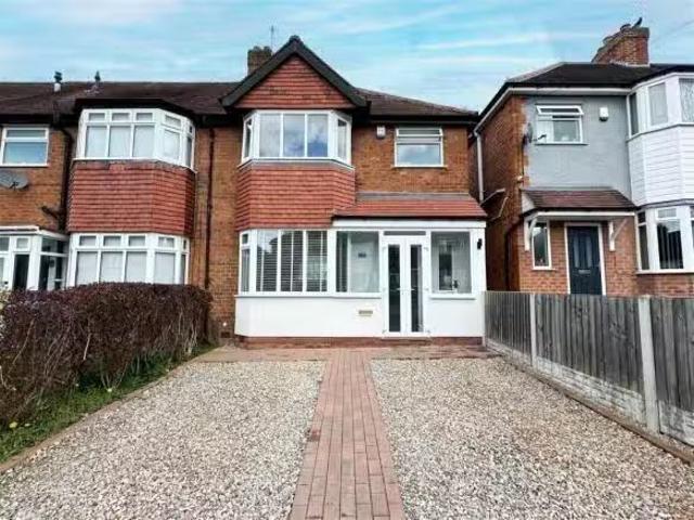 Semi detached house for rent in Lindsworth Road, Birmingham, W.