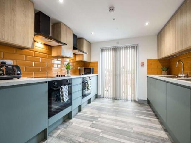 Semi detached house for rent in Pinnocks Way, OX2