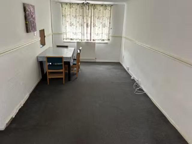 Semi detached house for rent in Southway, LEAMINGTON SPA, CV31