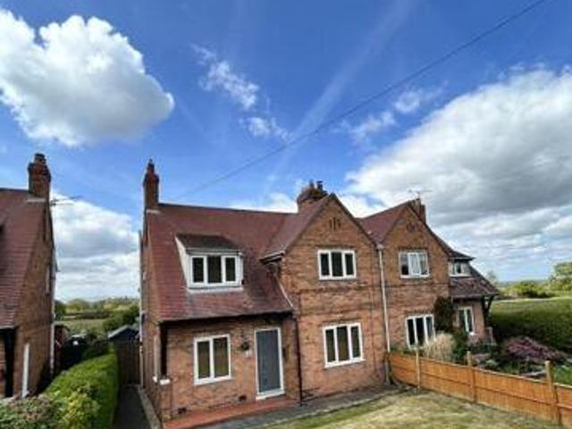 Semi detached House For Sale In Chester, Cheshire