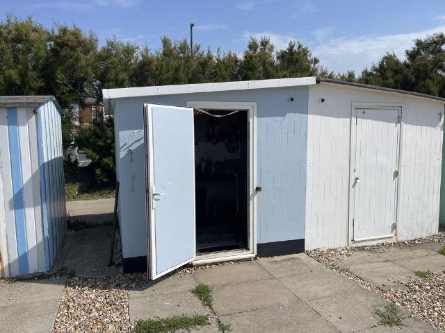Semi detached house for sale
