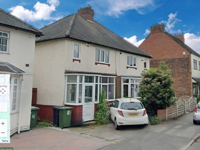Semi detached house for sale