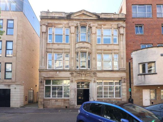 Semi detached house for sale