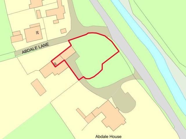 Semi detached house for sale