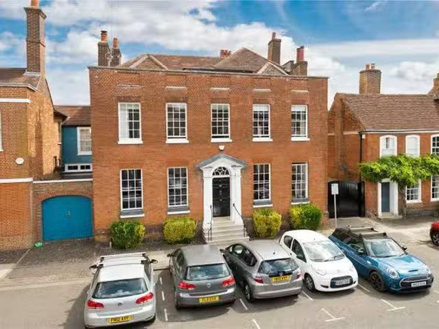 Semi detached house to rent in Castle Street, Farnham, Surrey.