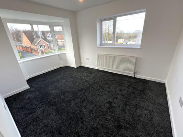 Semi detached house to rent in Hanbury Road, Walsall WS8