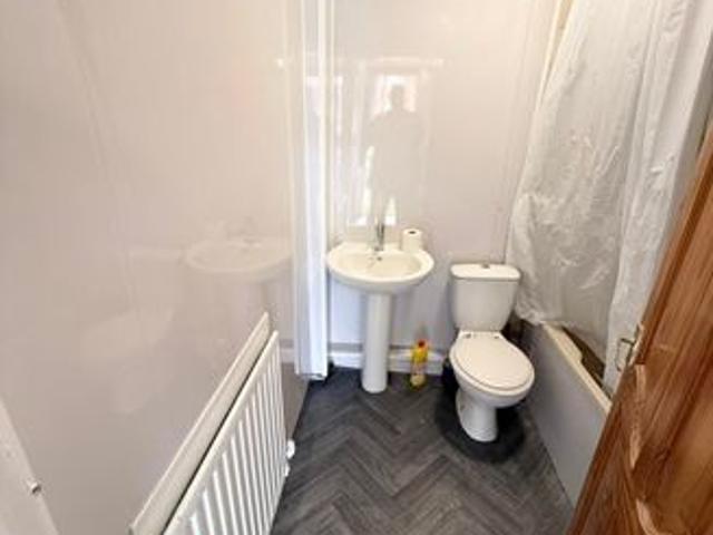 Semi detached house to rent in Maple Road, Dudley DY1