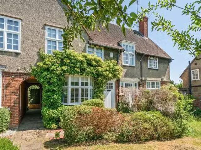 Semi detached house to rent in Midholm, London NW11