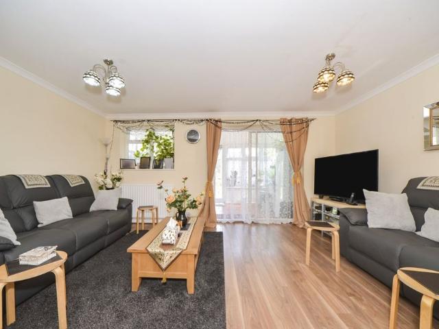 Semi detached House to rent Main Road, Orpington, BR5