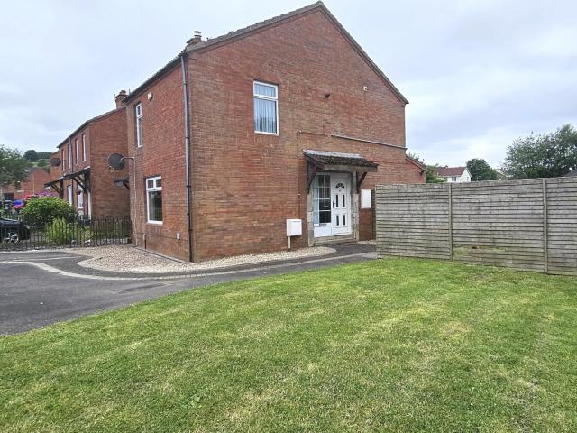 Semi detached House