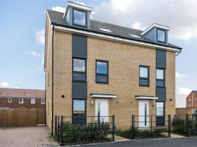 Semi detached to rent in Four Acre Drive, Houghton Conquest, Bedford, Bedfordshire, MK45 | Leaders