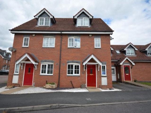 Semi detached to rent in Pickering Way, Stapeley, Nantwich, CW5 | Leaders
