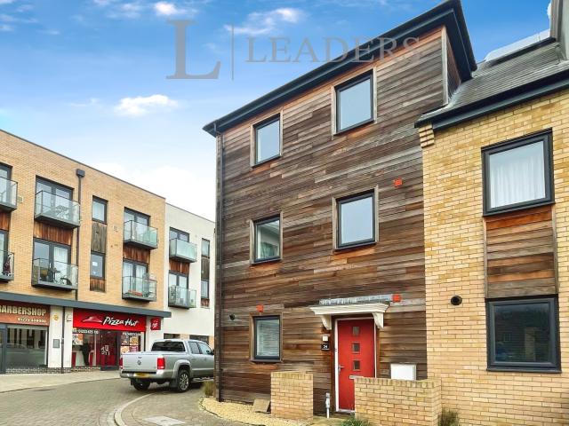 Semi detached to rent in Unwin Square, Cambridge, CB4 | Leaders
