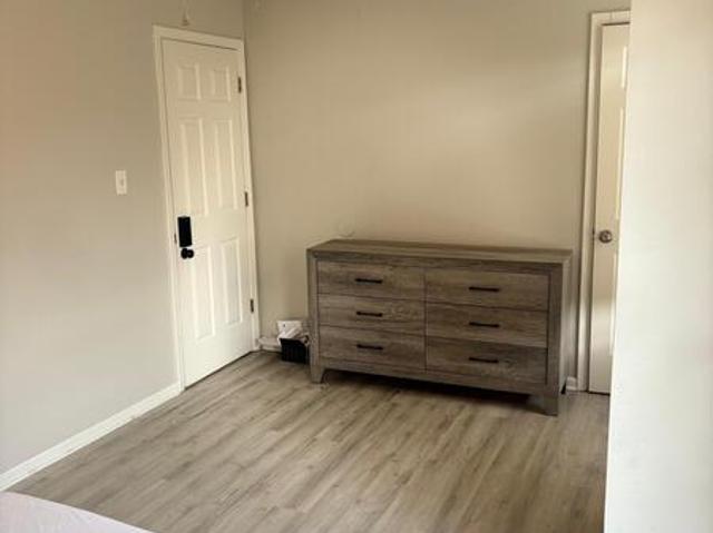 Semi detached Townhome near I40 and DT Raleigh