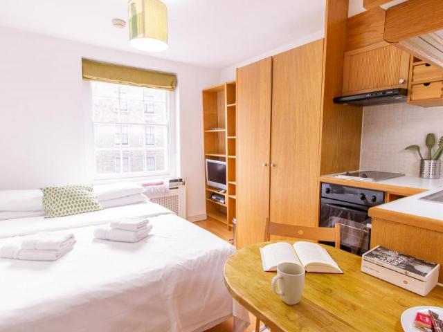 Semi studio to rent