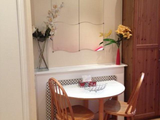 Semi Studio ground floor flat