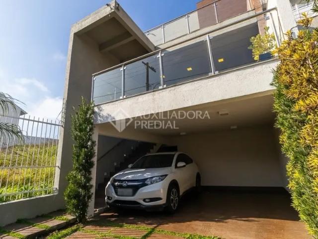 Semimobiliado com linda vista para o mais belo pôr do sol