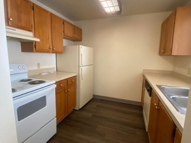 Seminole Apartments 1 Bedroom Apartment for Rent at 920 N Alabama St, Indianapolis, IN 46202 Downtown Indianapolis
