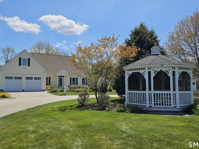 Seminole Cir, Litchfield, Condo For Sale