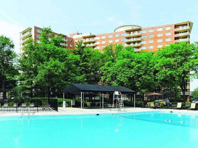 Seminary Towers Studio Apartment for Rent at 4701 Kenmore Ave, Alexandria, VA 22304