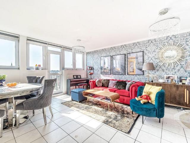 Semley Place, Victoria, London, SW1W 2 bed flat to rent £3,000 pcm £692 pw