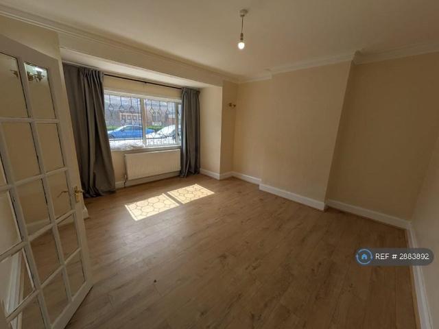 Semley Road, London, SW16 4 bed terraced house to rent £2,850 pcm £658 pw