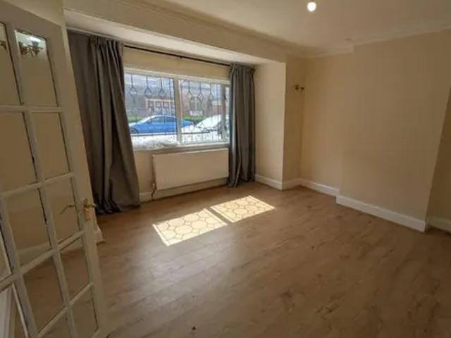 Semley Road, London, SW16 5QR, United Kingdom | 4 bed townhouse for rent #167388804 | Rentberry