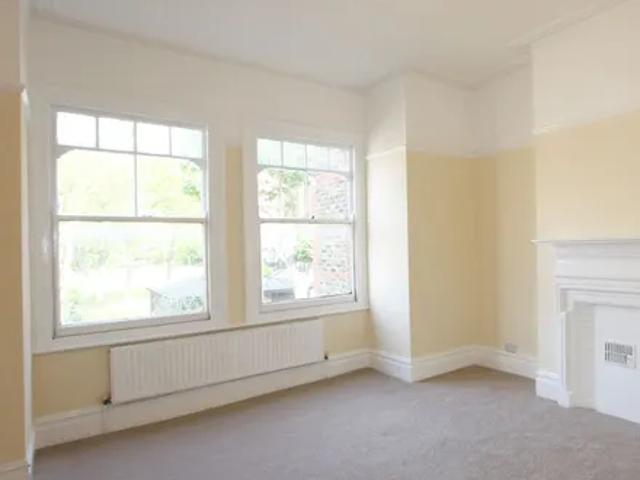 Semokwan Hapkido Academy, 58 Clapham Common North Side, London, SW4 9SA, United Kingdom | 4 bed apartment for rent #168182994 | Rentberry