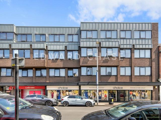 Senthil House, High Street IG6, 1 bed flat to rent, £1,150 pcm | PrimeLocation