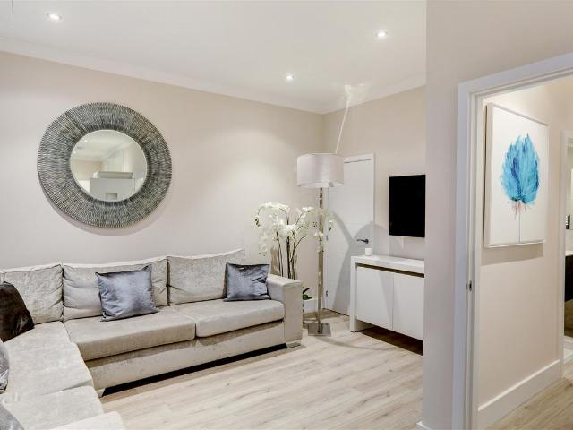 Sentinel House, Surrey Street, Norwich NR1, 2 bed flat to rent, £1,150 pcm | PrimeLocation