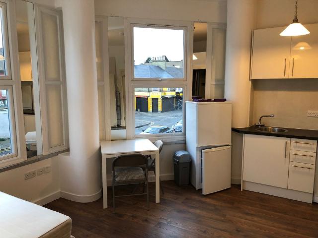 Sentinel Square, Hendon NW4, Studio to rent, £1,235 pcm | PrimeLocation