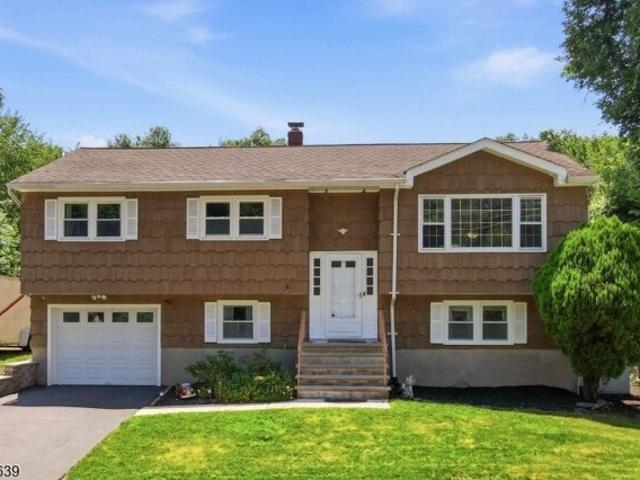Seneca Trl, Jefferson Township, Home For Sale